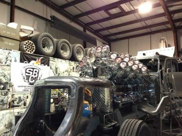 Mike Harrah's V24-71 Detroit Diesel - Just Because He Can.