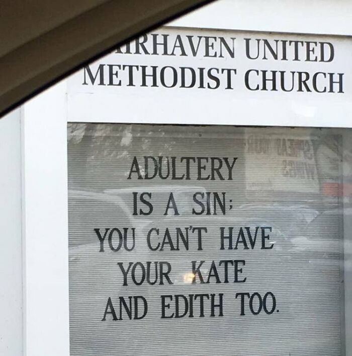 30 Hilarious Times Extremely Funny Signs Were Spotted